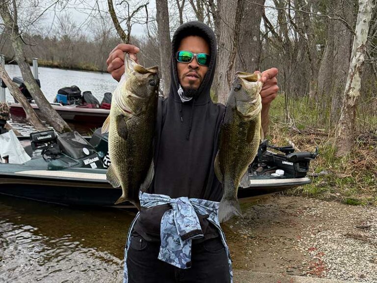 Jody White Conquers the Nashua River - American Bass Anglers